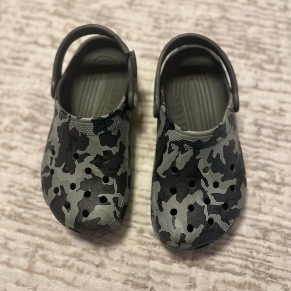 CROCS | Shoes | Crocs Camo Sandals J2 | Poshmark